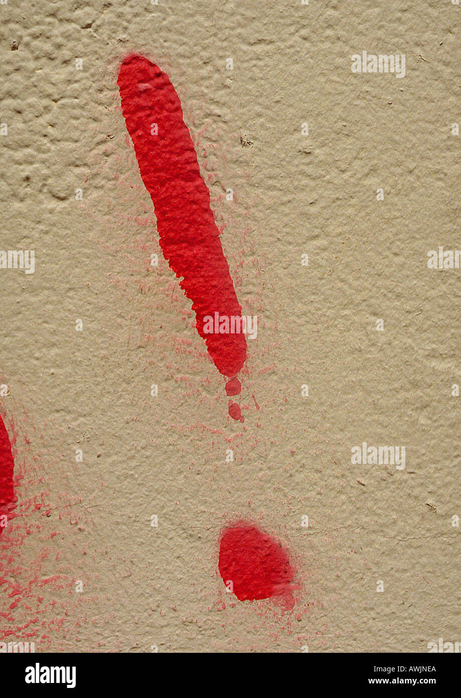 Exclamation mark graffiti hi-res stock photography and images - Alamy