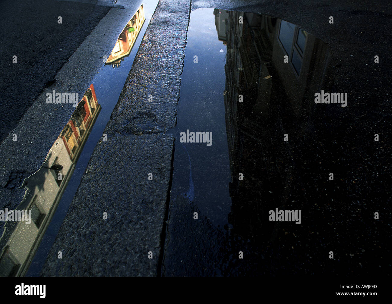 Reflection reflections reflective floor hi-res stock photography and ...
