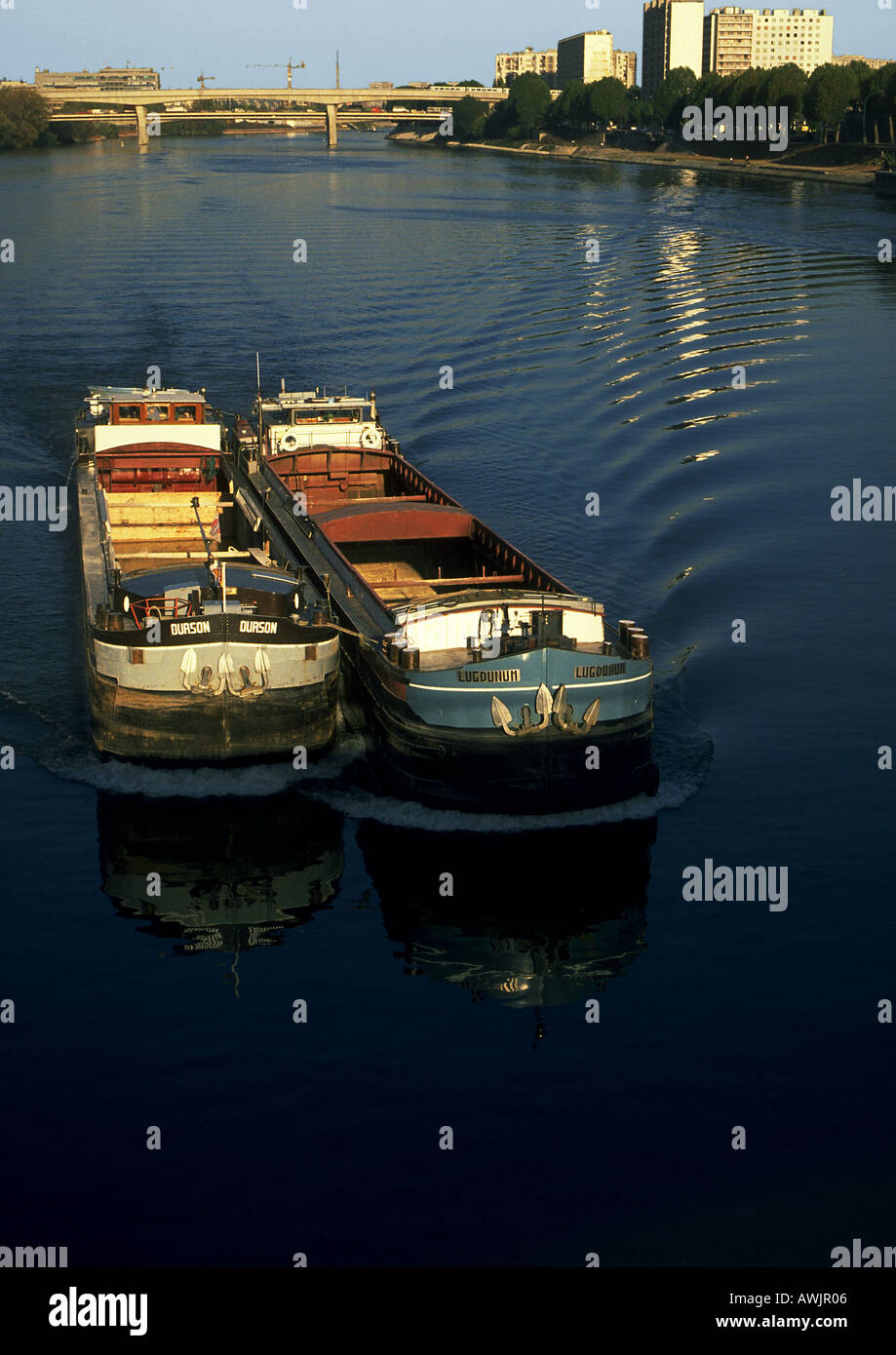 Two sailing barges hi-res stock photography and images - Alamy