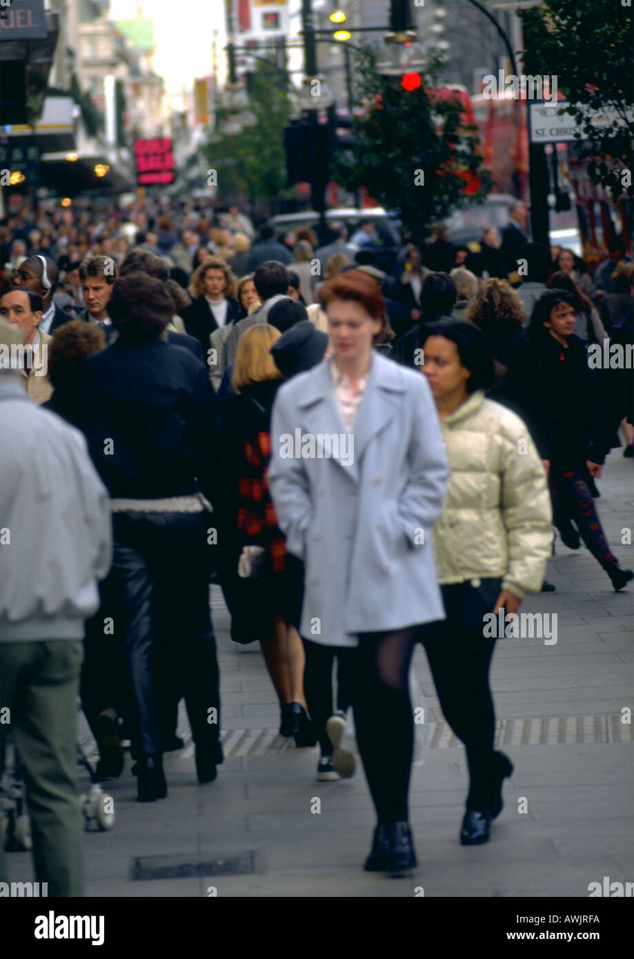 Crowded Crowd Crowd London Street Streets Scene Scenes High Resolution ...