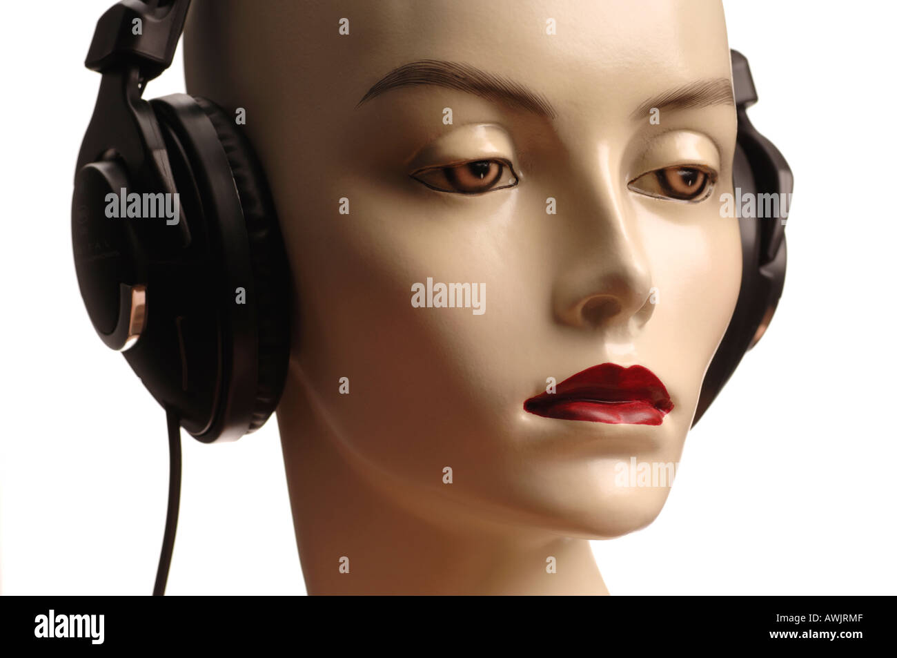 Blank face mannequin hi-res stock photography and images - Alamy