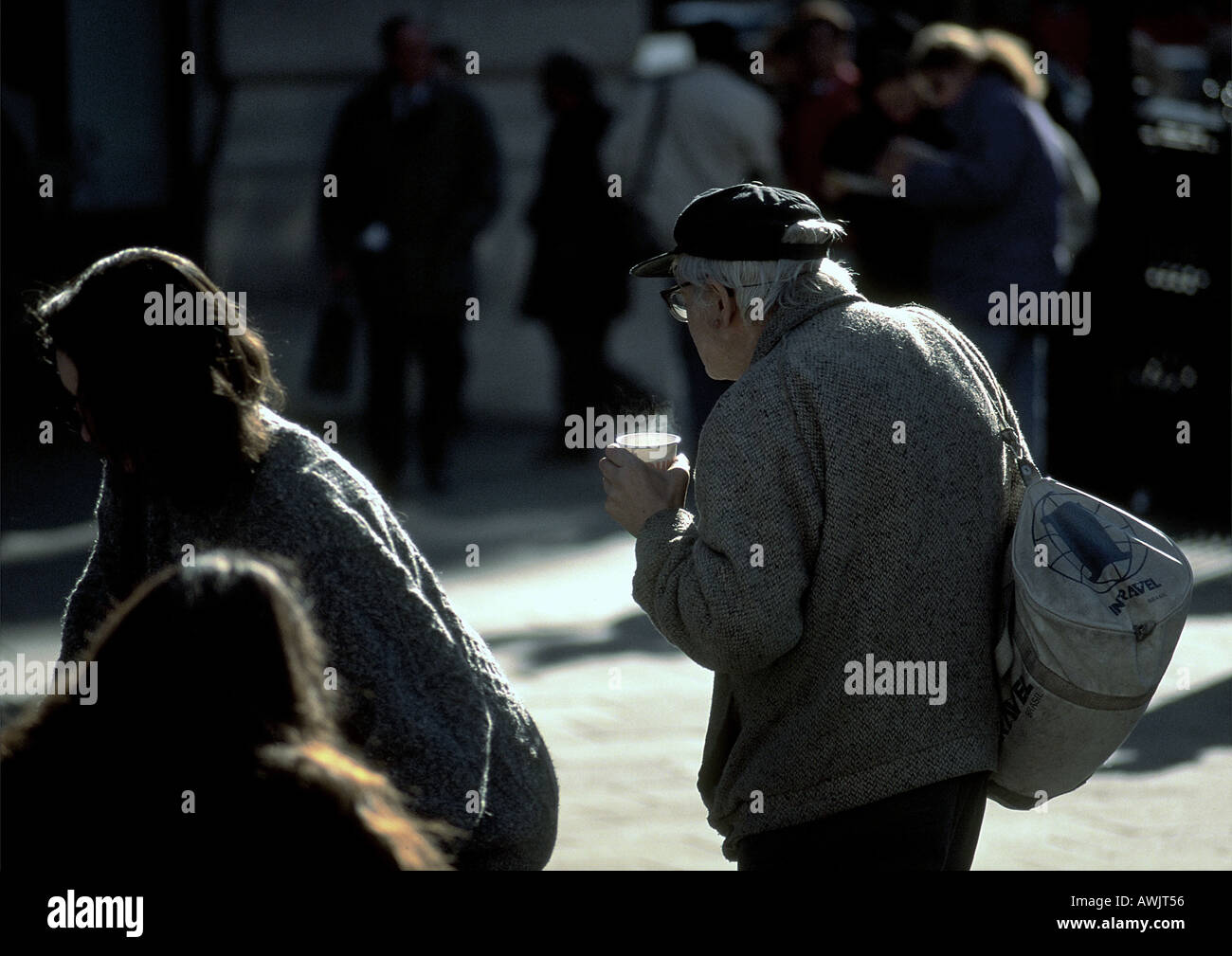 Group people dressed cold weather hi-res stock photography and images ...