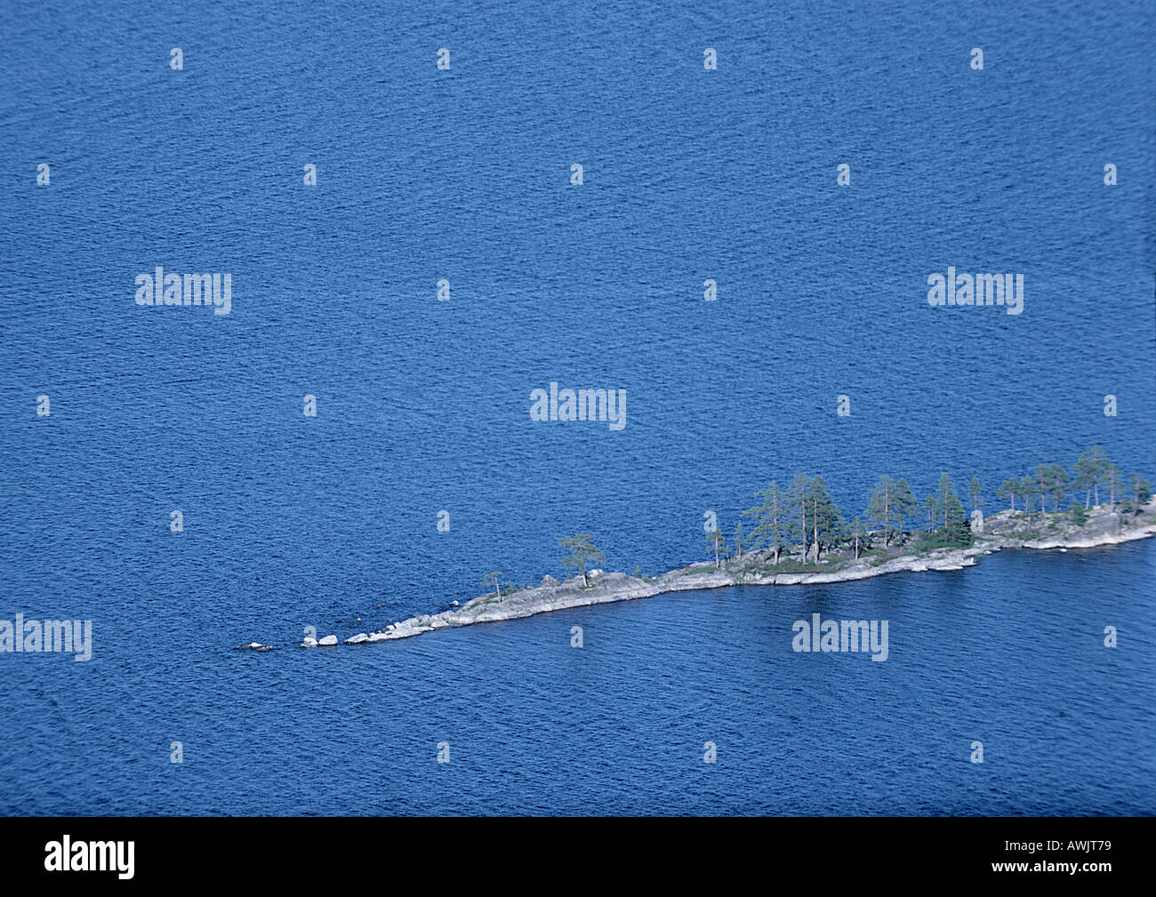 Aerial view island without people hi-res stock photography and images ...