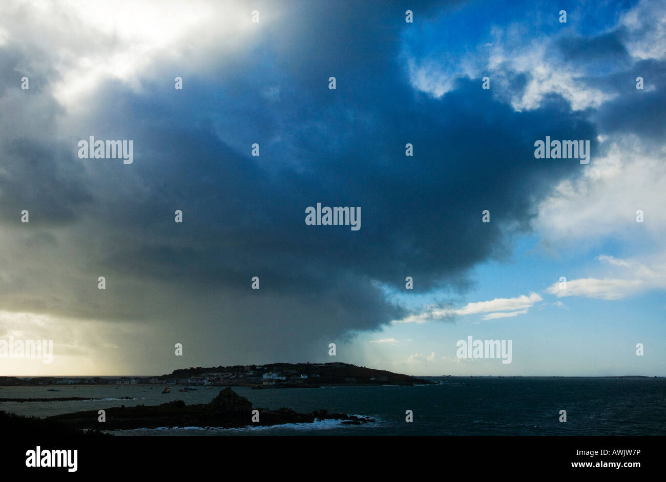 Isle of bryher hi-res stock photography and images - Alamy