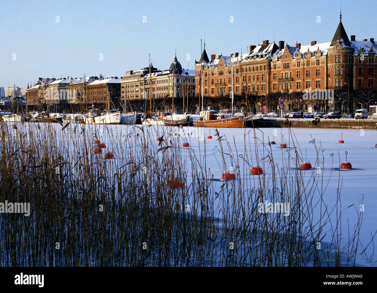 Stockholm frozen lakes hi-res stock photography and images - Alamy