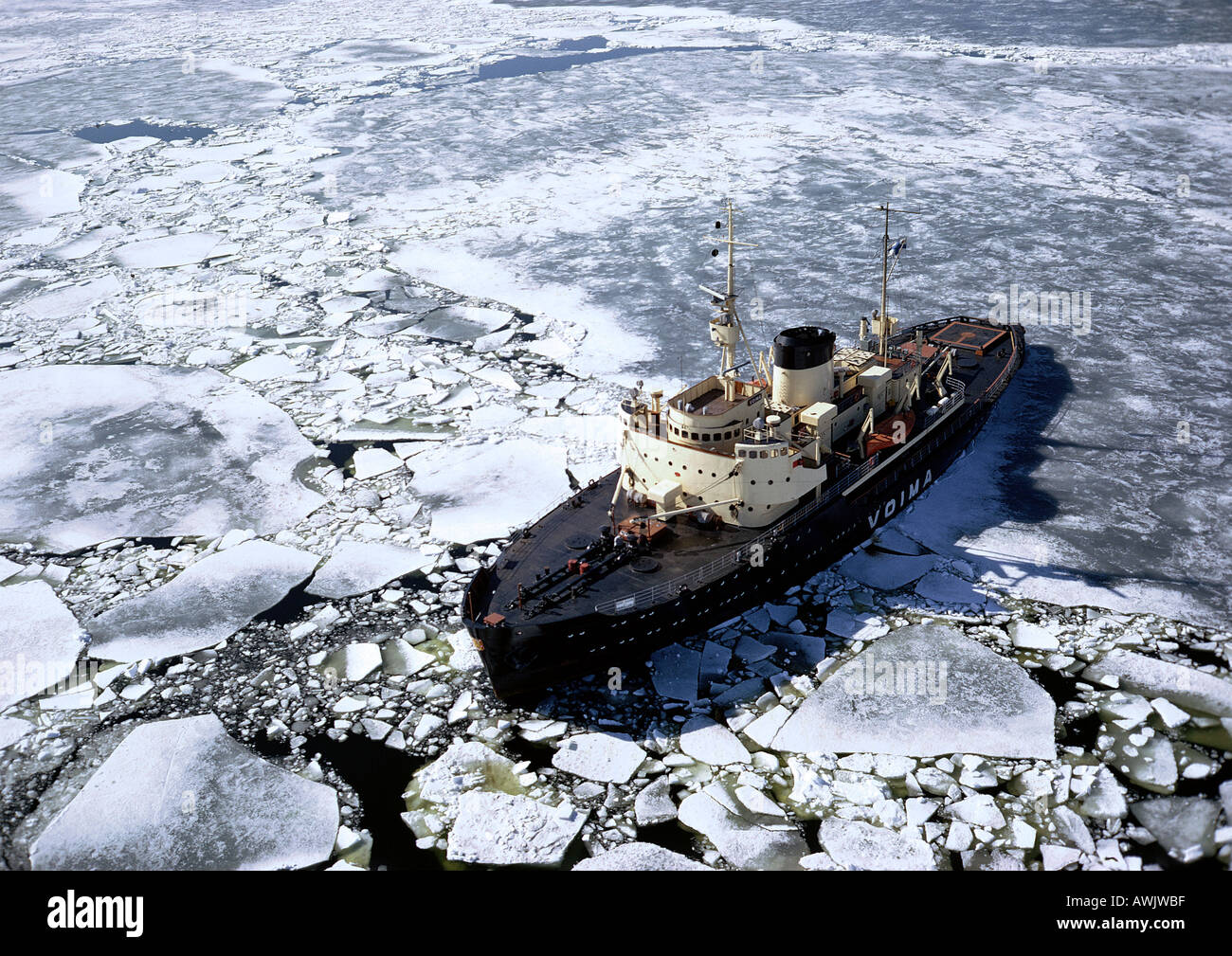 Ship in icy water Stock Photo - Alamy