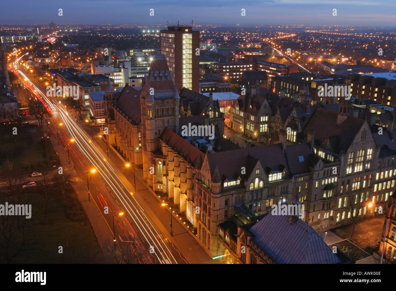 Umist campus manchester university manchester hi-res stock photography ...