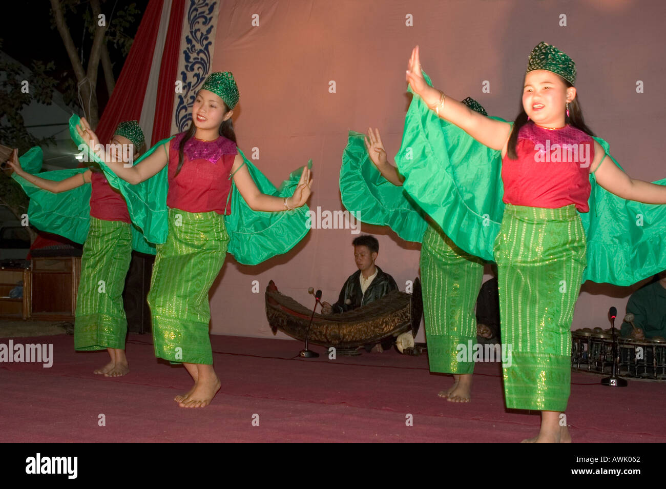 traditional dance performance Luang Prabang Laos Stock Photo - Alamy
