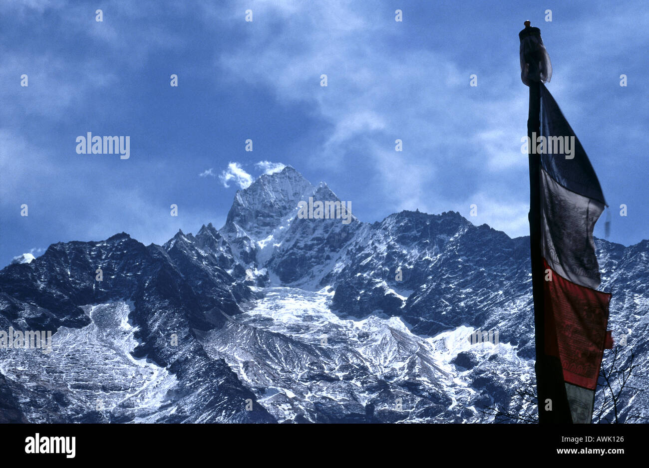 Prayer flag with mountains in background, Himalayas, Khumbu, Nepal ...