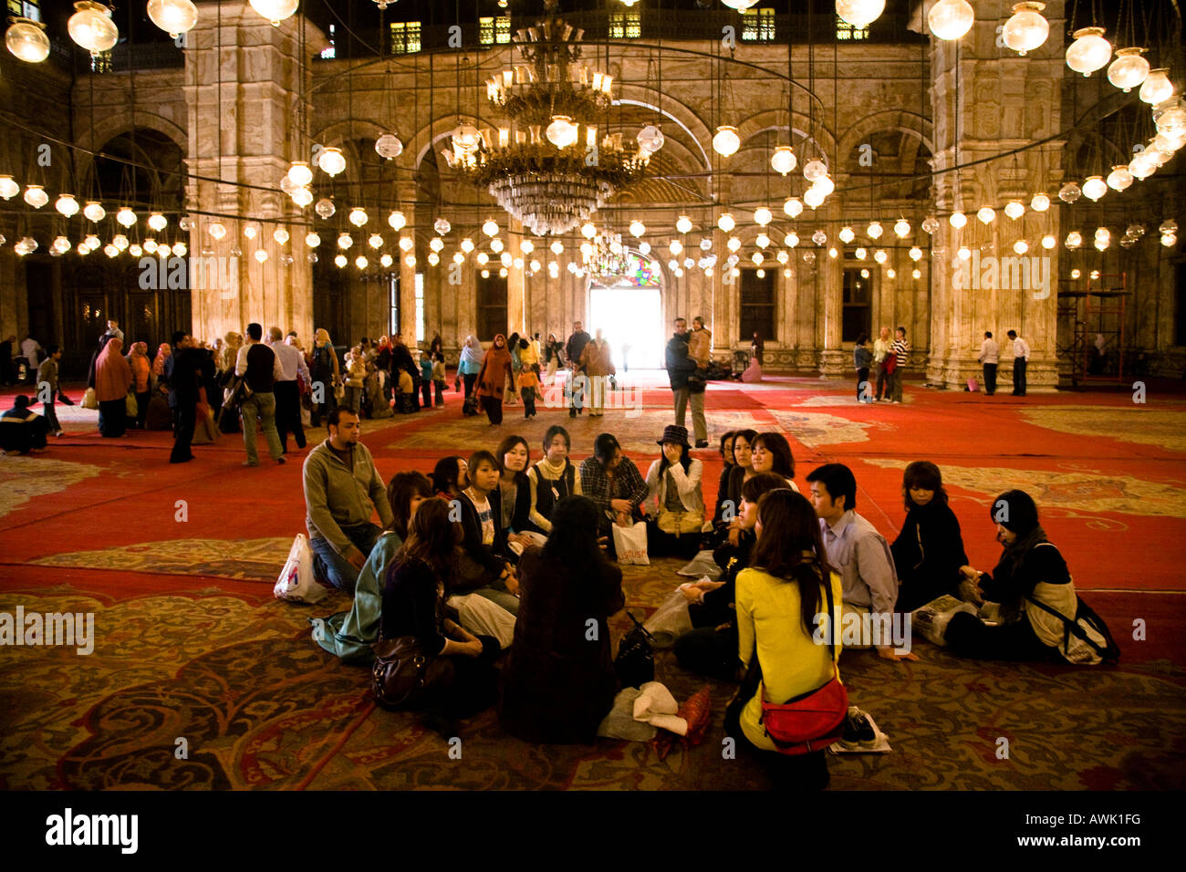 tourists in a mosque in Cairo Stock Photo - Alamy