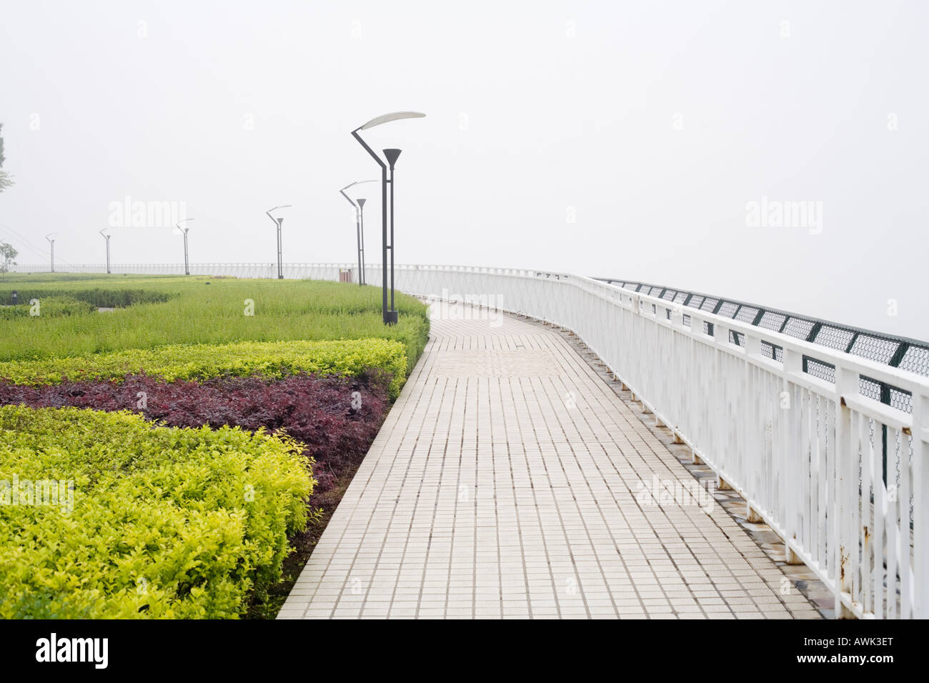 The park at the Three Gorges Dam, Yangtze river, The People's Republic ...
