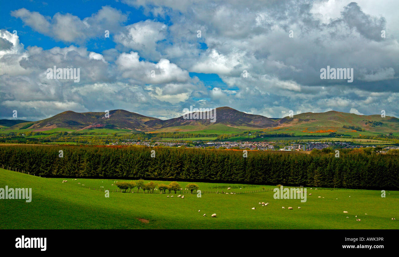 Pentland regional park hi-res stock photography and images - Alamy