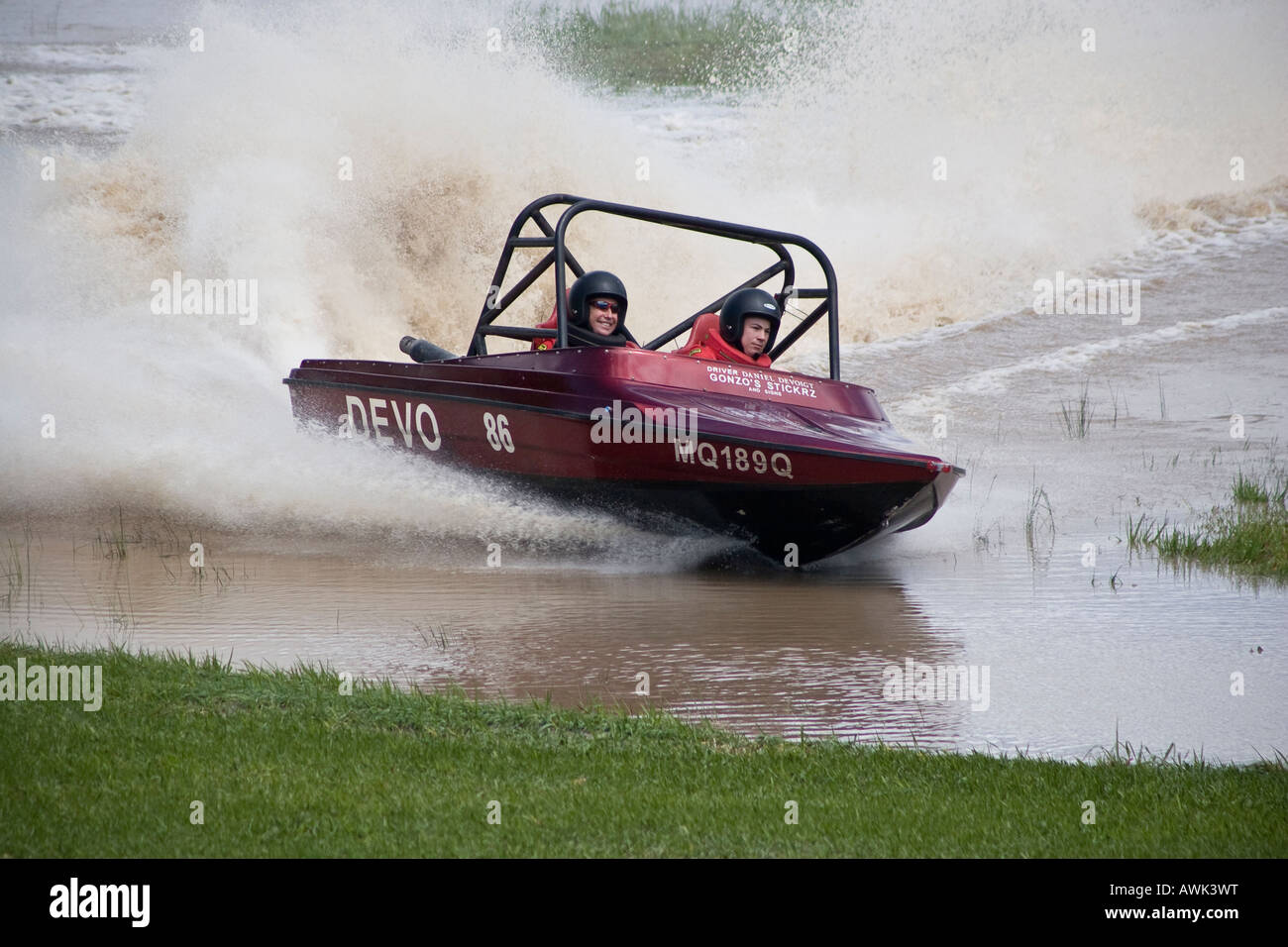 V8 Jet Sprint boat races at Round Mountain Raceway, Cabarita Beach, NSW ...