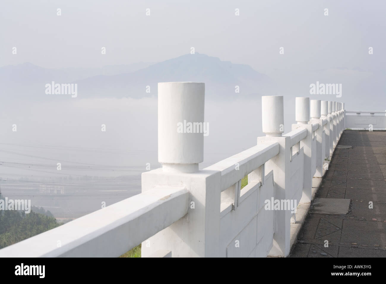 The bridge at the Three Gorges Dam, Yangtze river, The People's ...