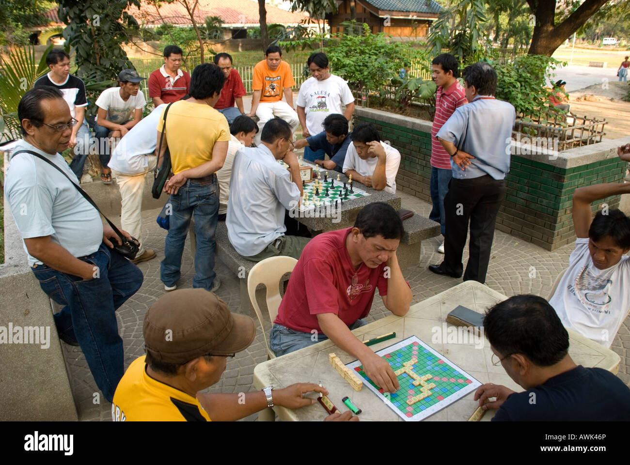 philippines manila Rizal park chess playing area Stock Photo - Alamy
