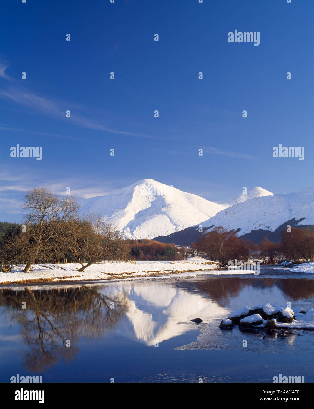 Ben more scotland snow crianlarich hi-res stock photography and images ...