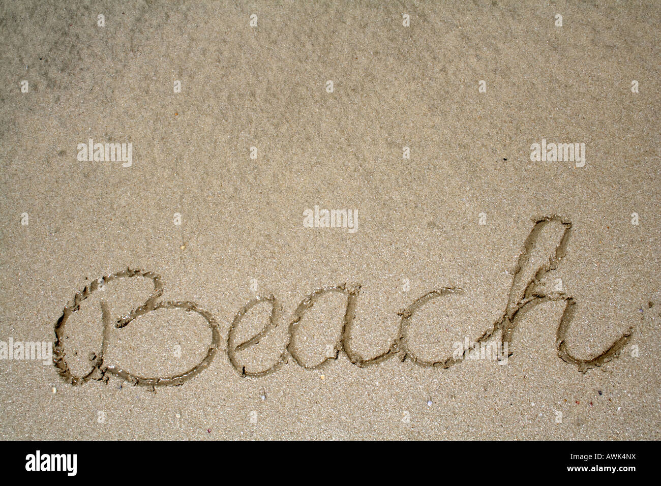 "beach" written in the sand Stock Photo - Alamy