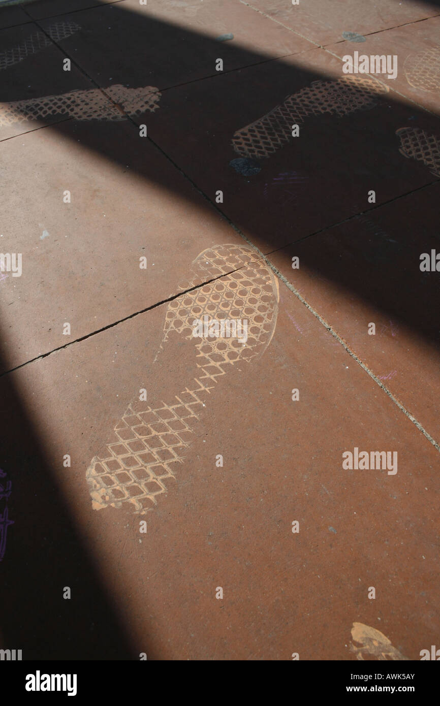 paint footsteps on ground Stock Photo - Alamy