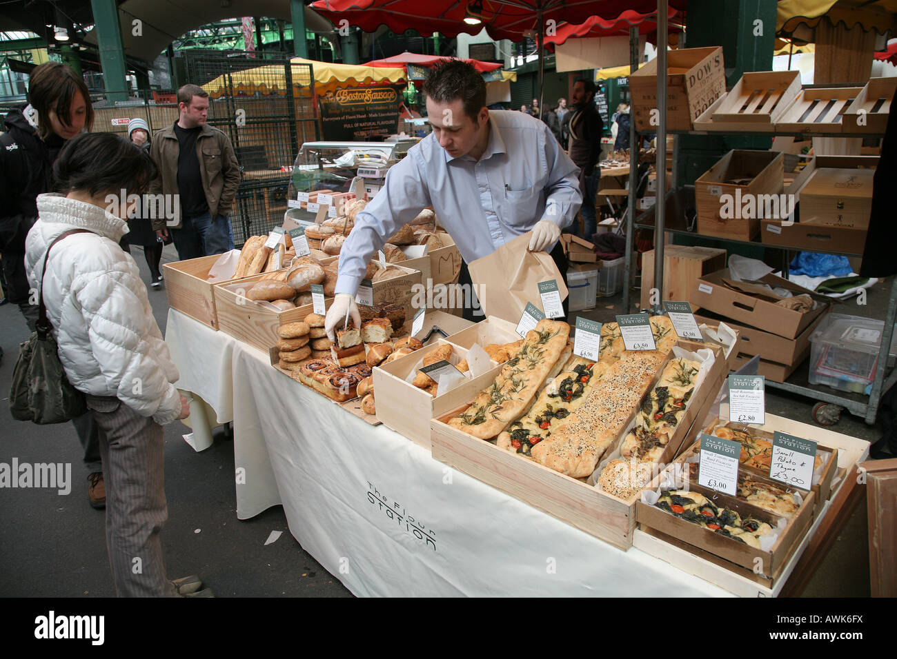 Bread stall, Borough Market, south east London Stock Photo - Alamy