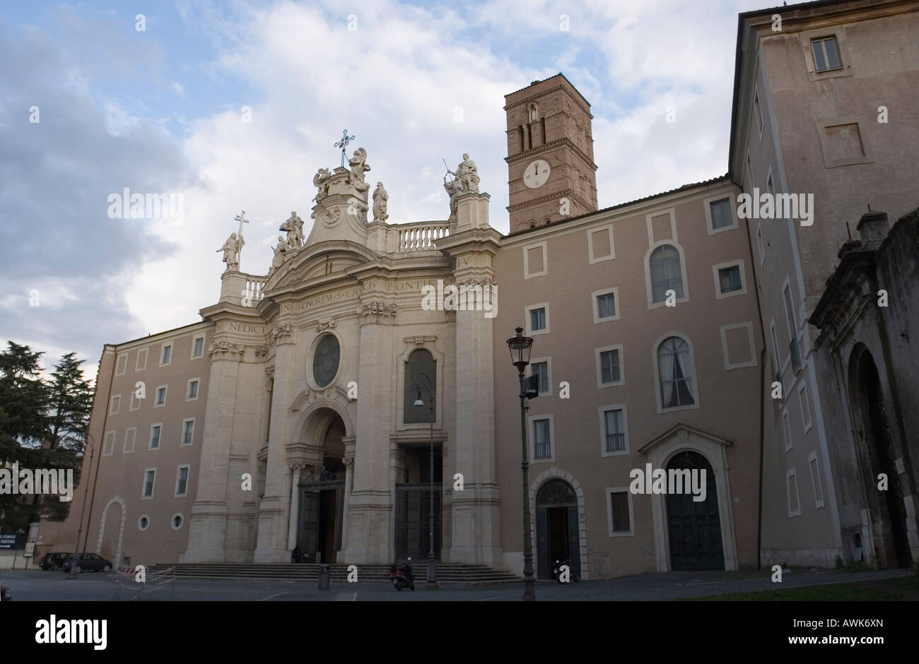 Basilica di S. Croce in Gerusalemme, Rome Stock Photo - Alamy