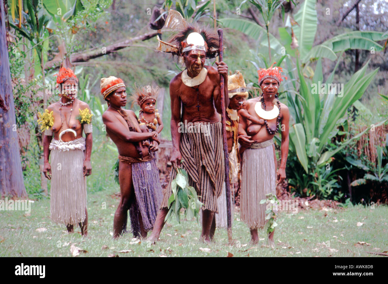 Simbu woman png hi-res stock photography and images - Alamy