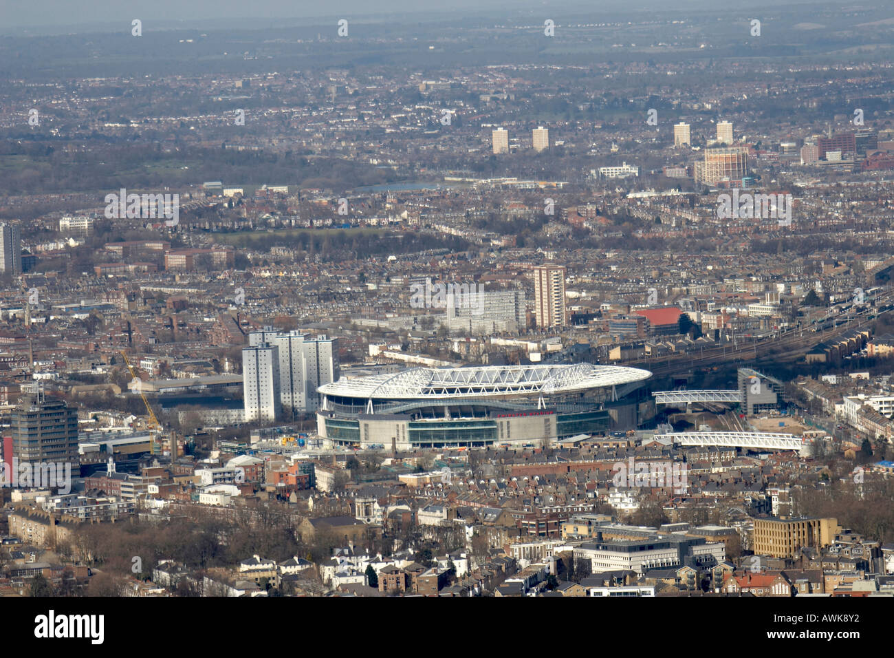 Emirates stadium view from city hi-res stock photography and images - Alamy