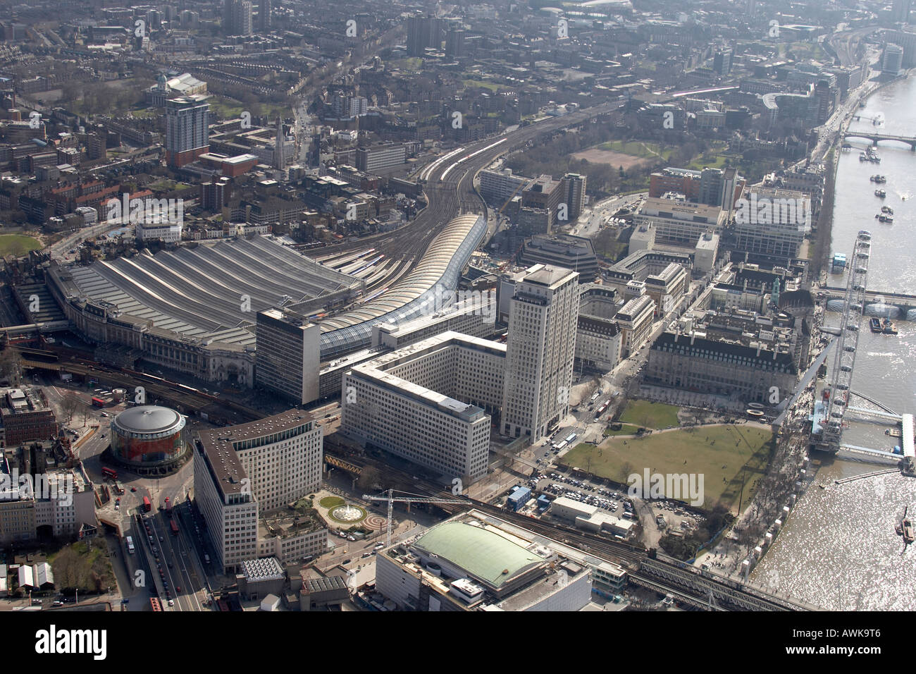 An aerial view of waterloo railway station hi-res stock photography and ...