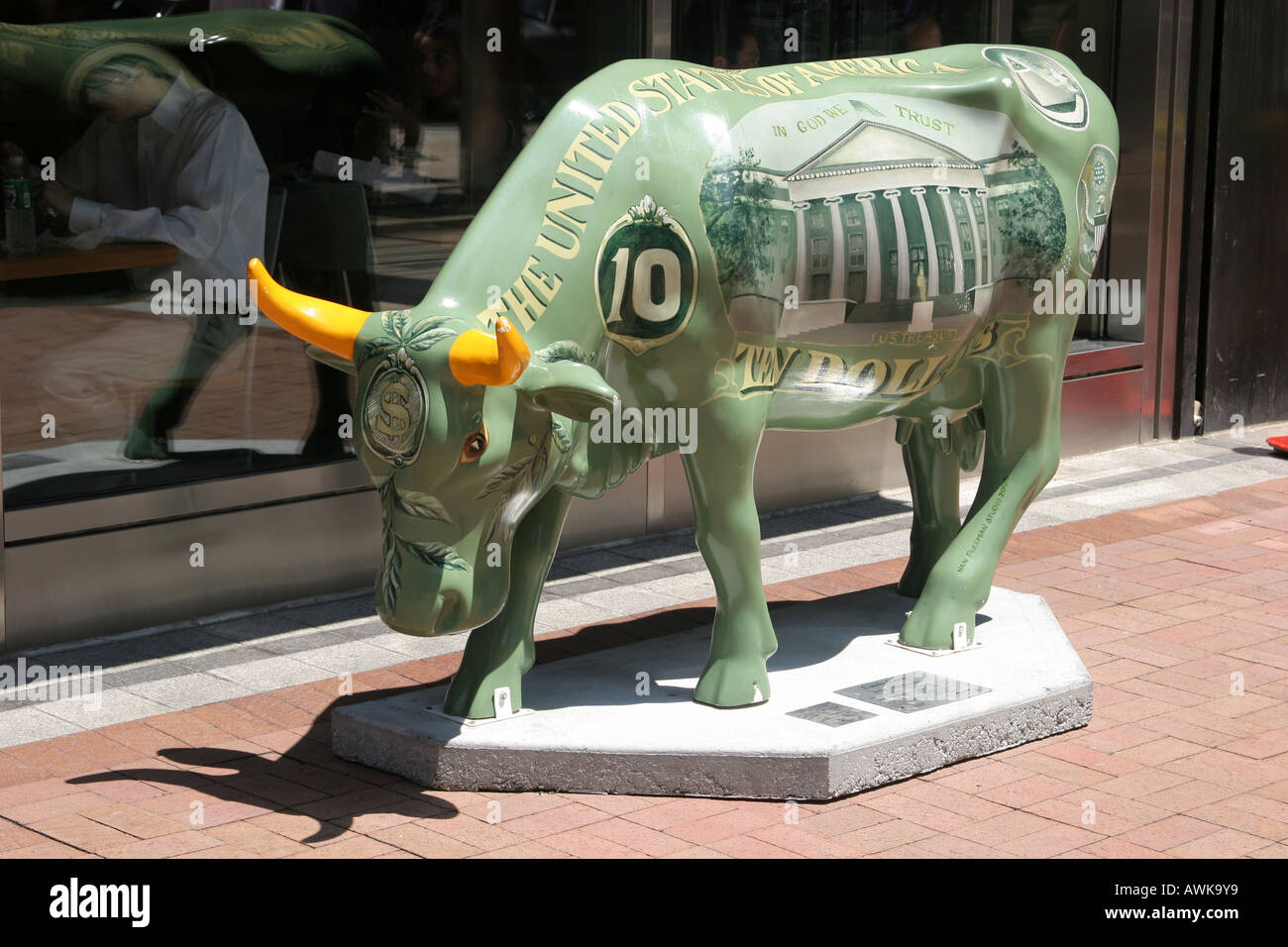 Part cowparade hi-res stock photography and images - Alamy