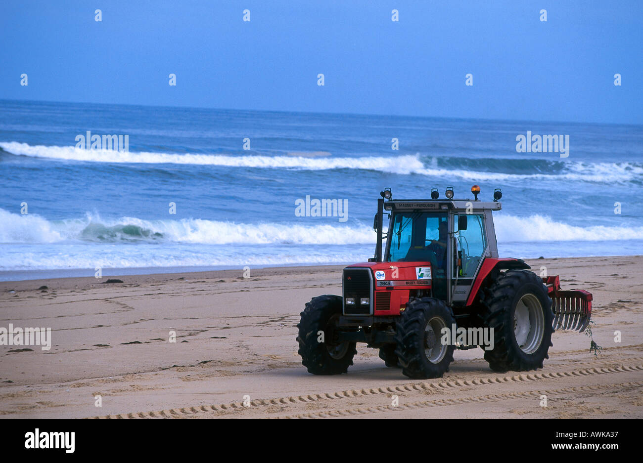 Messanges hi-res stock photography and images - Alamy