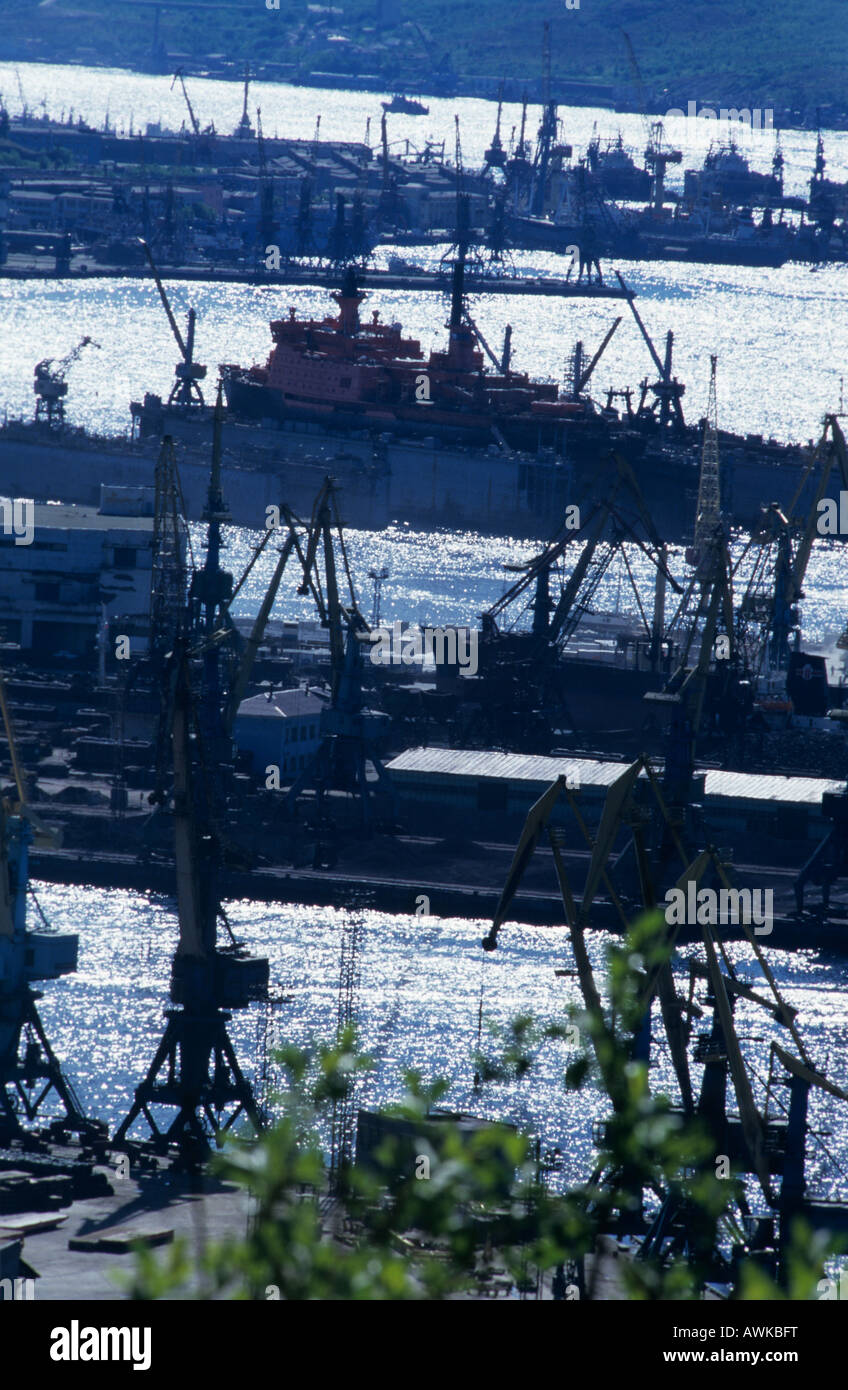 Murmansk harbour russia hi-res stock photography and images - Alamy