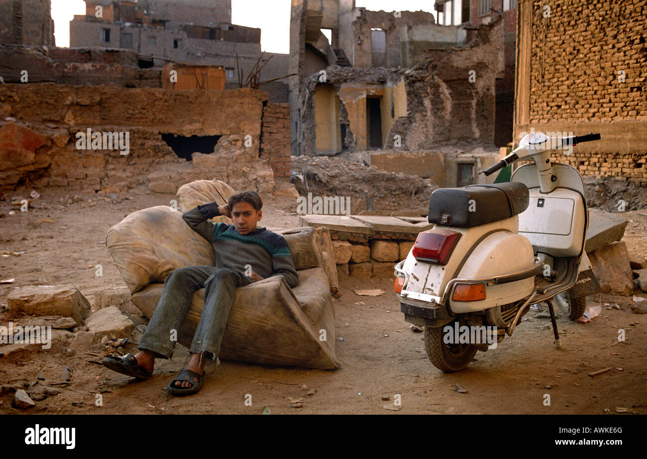 young boy in islamic cairo Stock Photo - Alamy