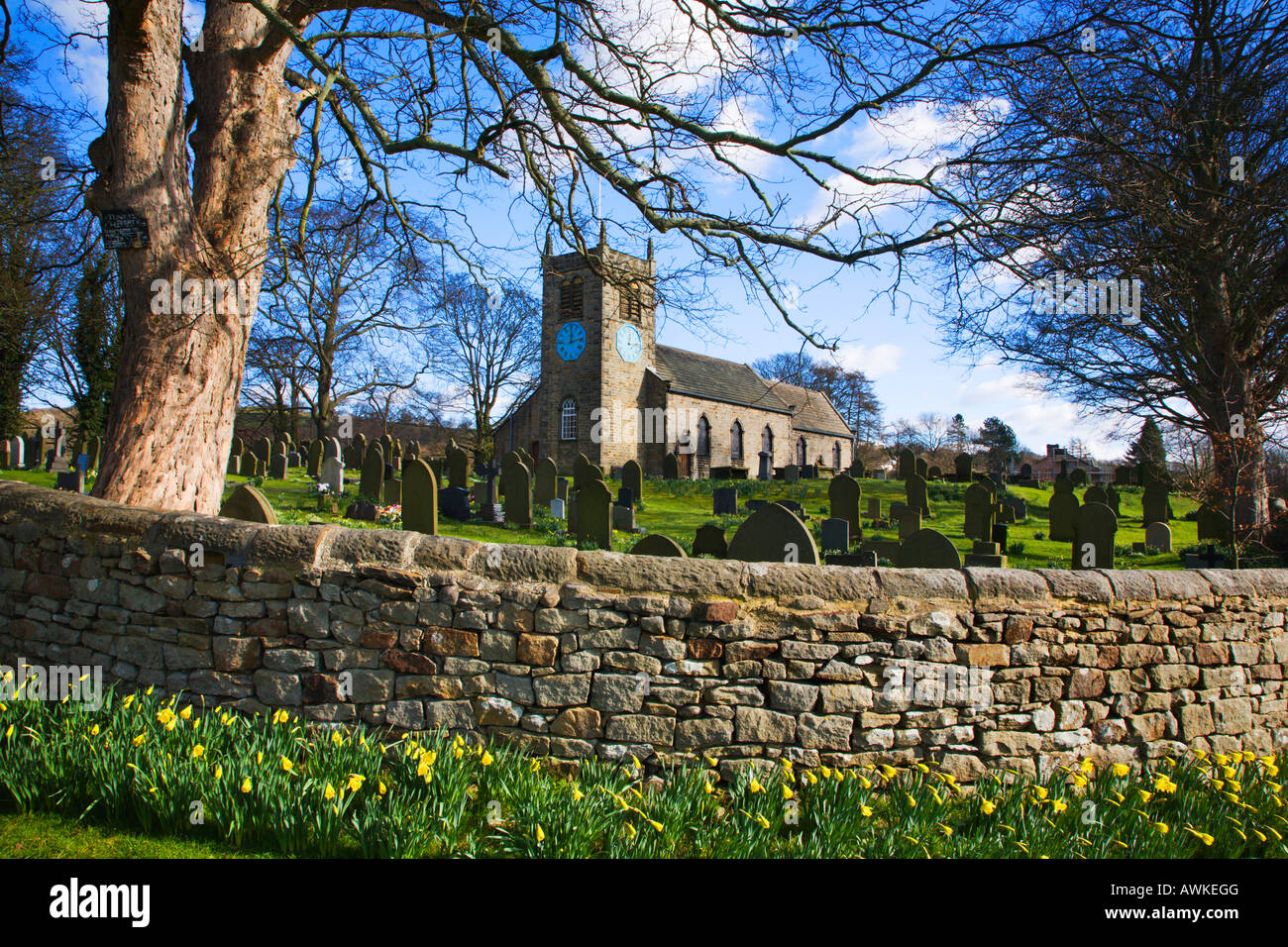 Addingham parish church hi-res stock photography and images - Alamy