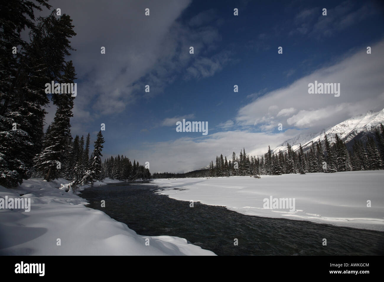 Open water in winter Stock Photo - Alamy