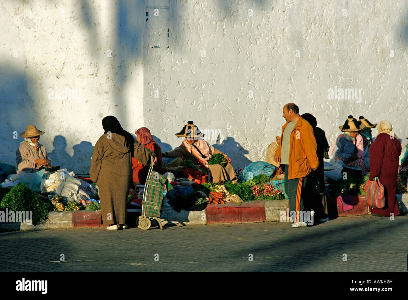 Women tangier hi-res stock photography and images - Alamy