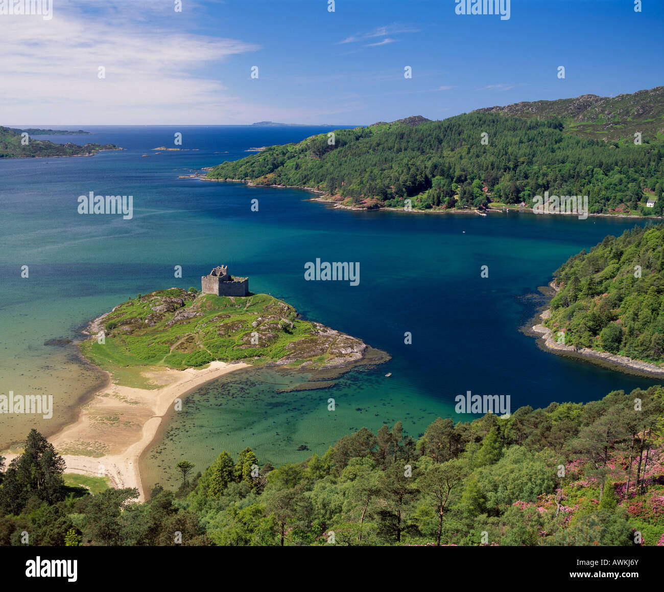 Castle Tioram and Loch Moidart, Moidart, Lochaber, Highland, Scotland ...