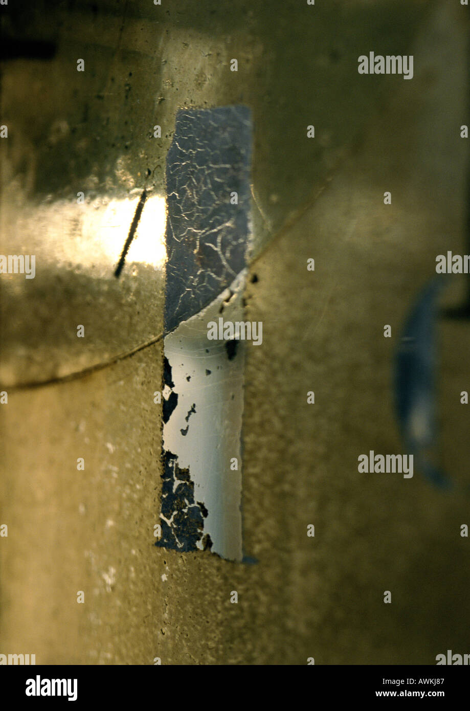 Cracking sign hi-res stock photography and images - Alamy