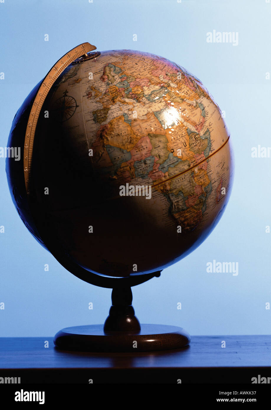 World globe interior studio hi-res stock photography and images - Alamy