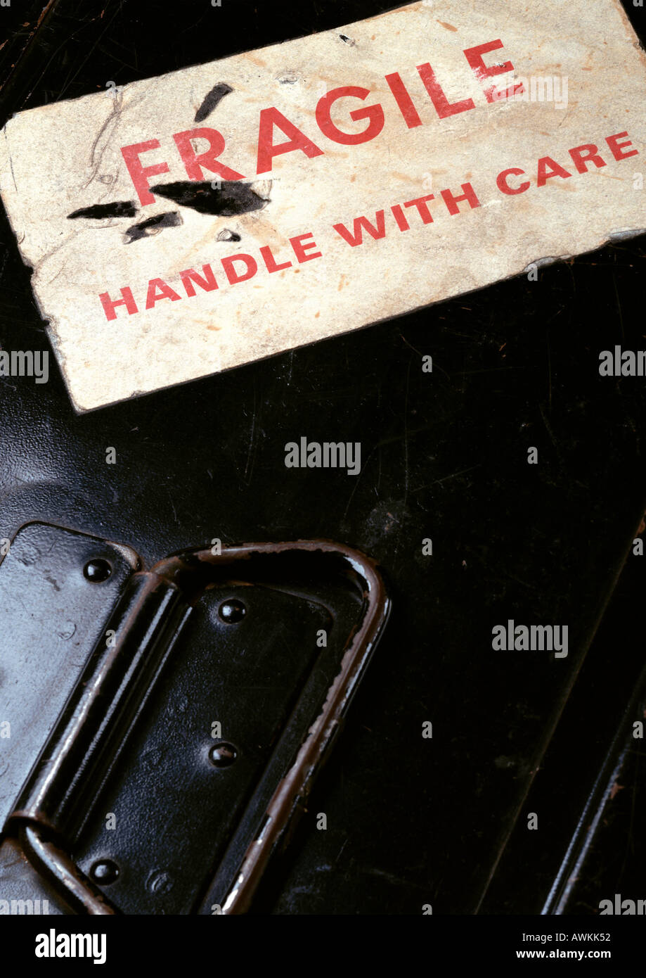 Fragile Label High Resolution Stock Photography and Images - Alamy