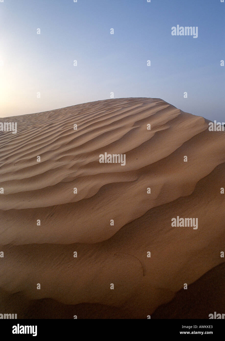 Tunisia sahara desert rippled sand hi-res stock photography and images ...