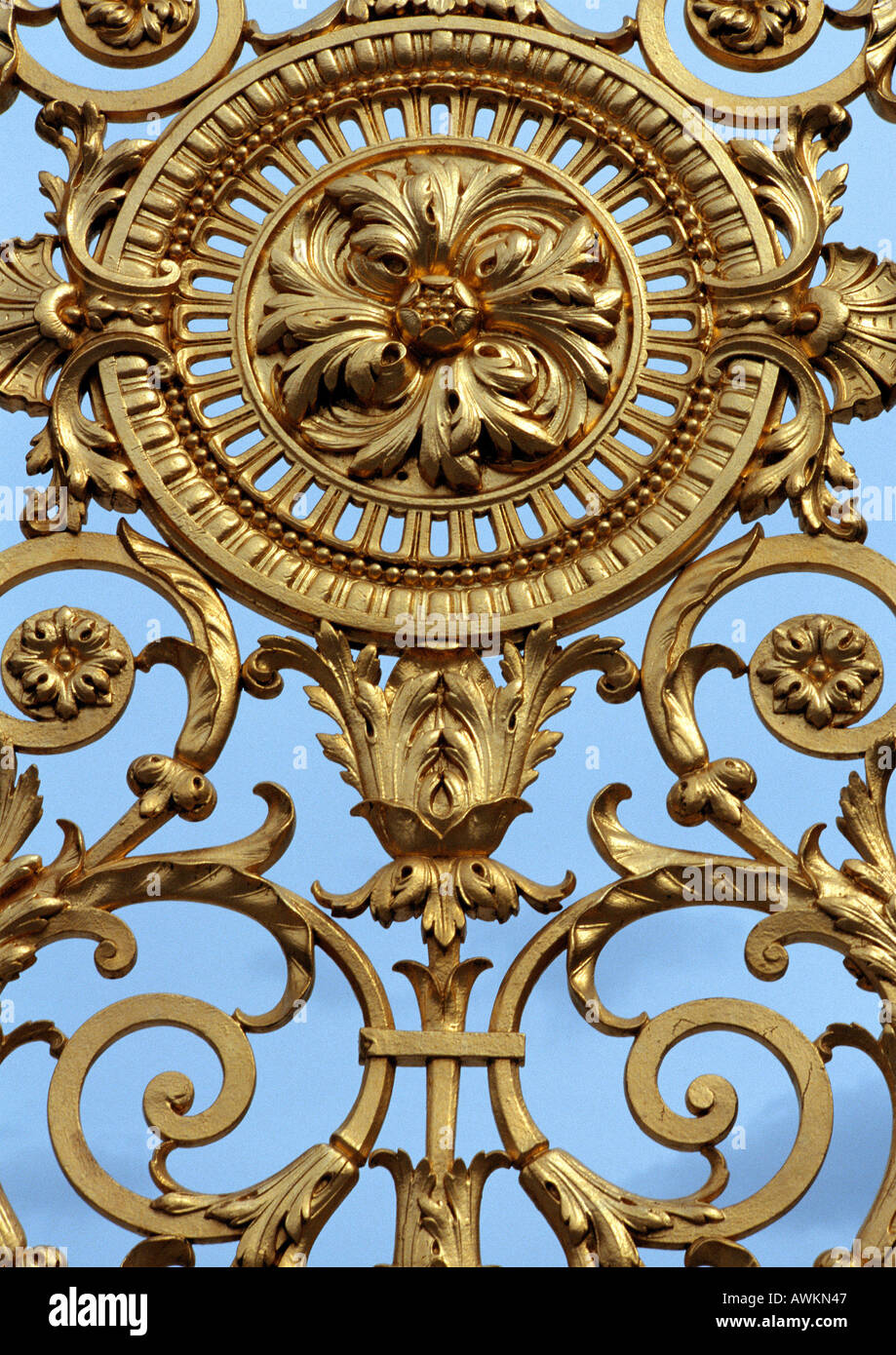 Patterned gates hi-res stock photography and images - Alamy