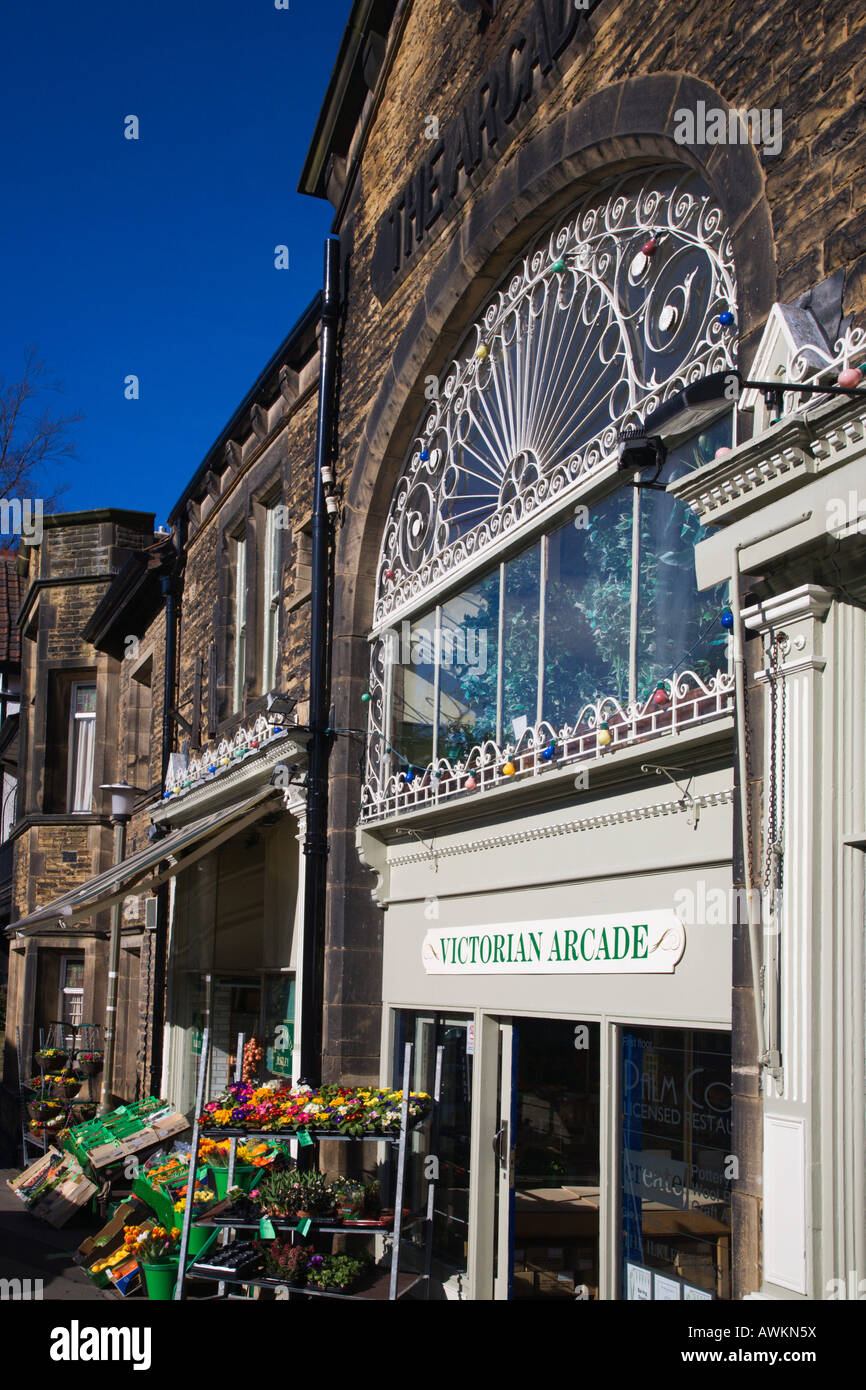 Victorian arcade hi-res stock photography and images - Alamy