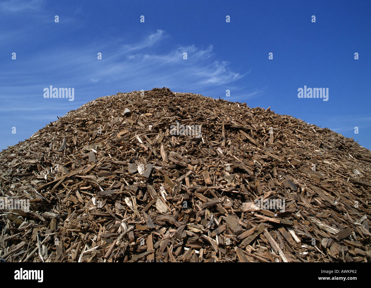 Heaping pile hi-res stock photography and images - Alamy