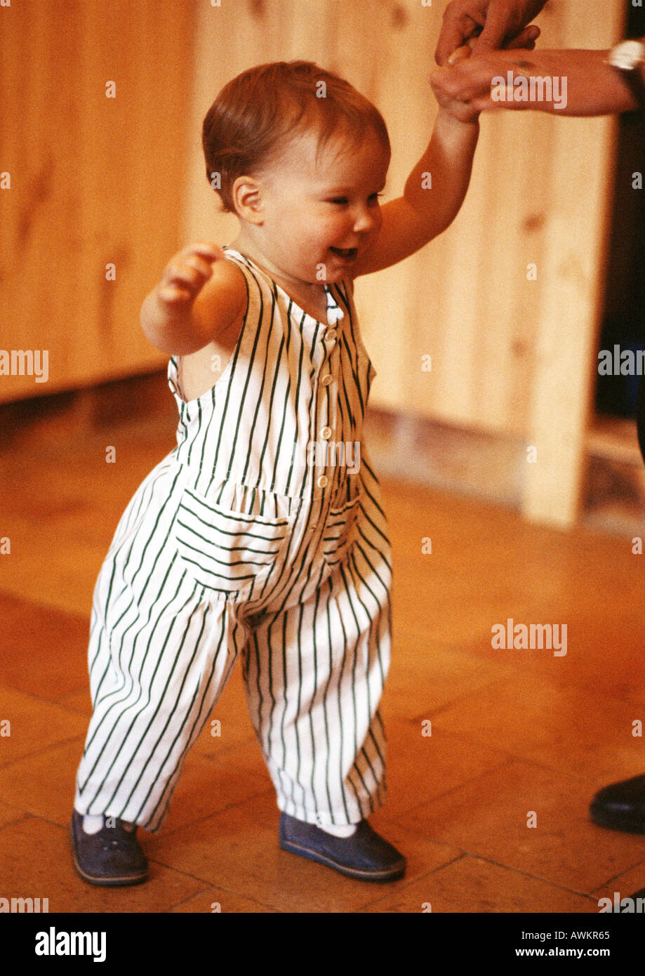 Hold dads hand hi-res stock photography and images - Alamy