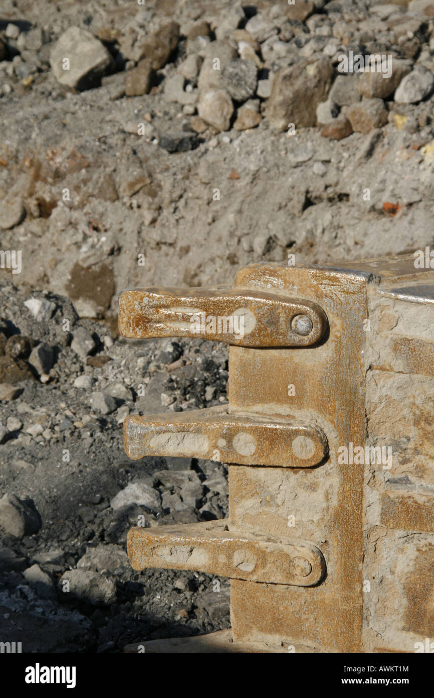 digger removing rubble Stock Photo - Alamy