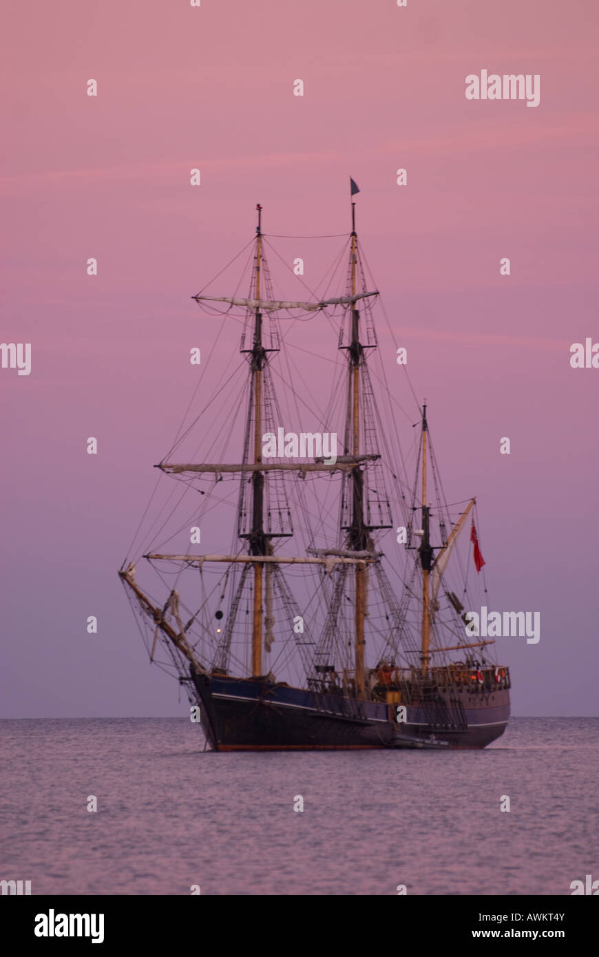 Cornwall charlestown sunset hi-res stock photography and images - Alamy