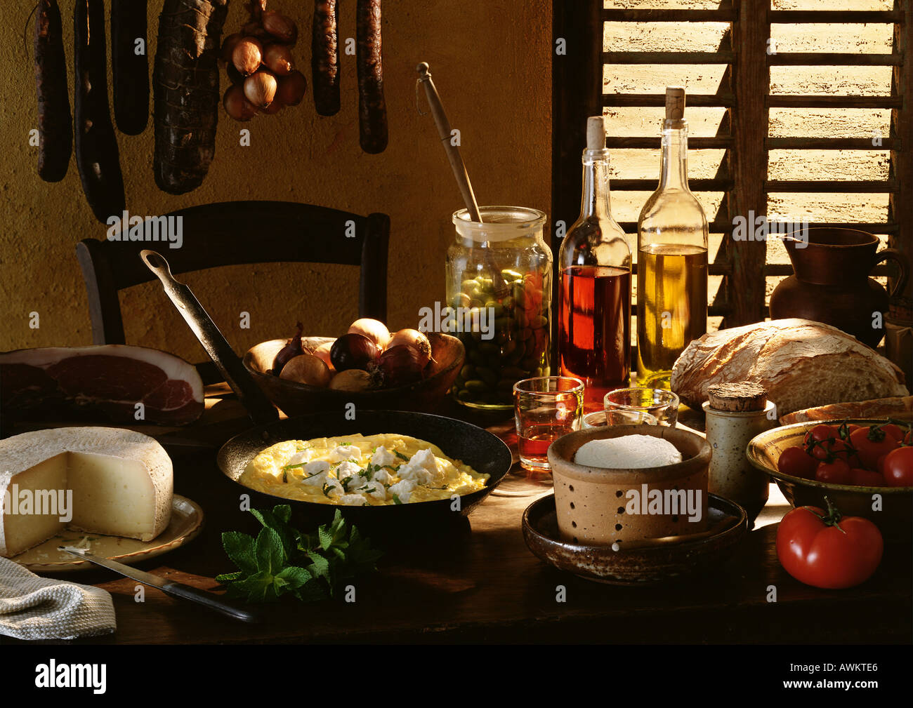 Various cooking oils bottles hi-res stock photography and images - Alamy