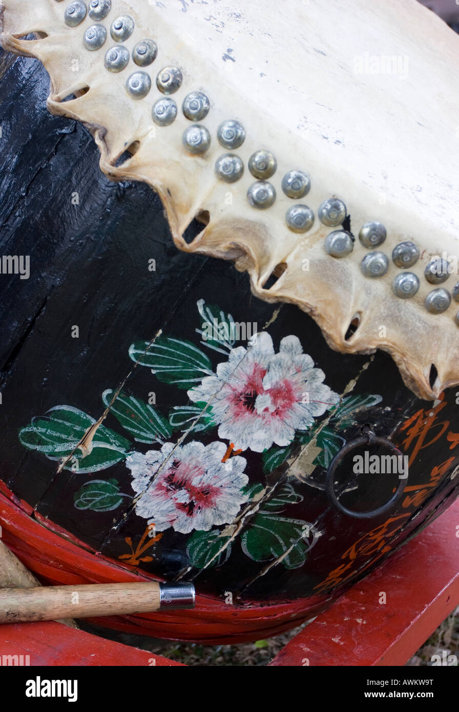 Traditional datangu Southern Chinese Lion Dance drum Stock Photo - Alamy