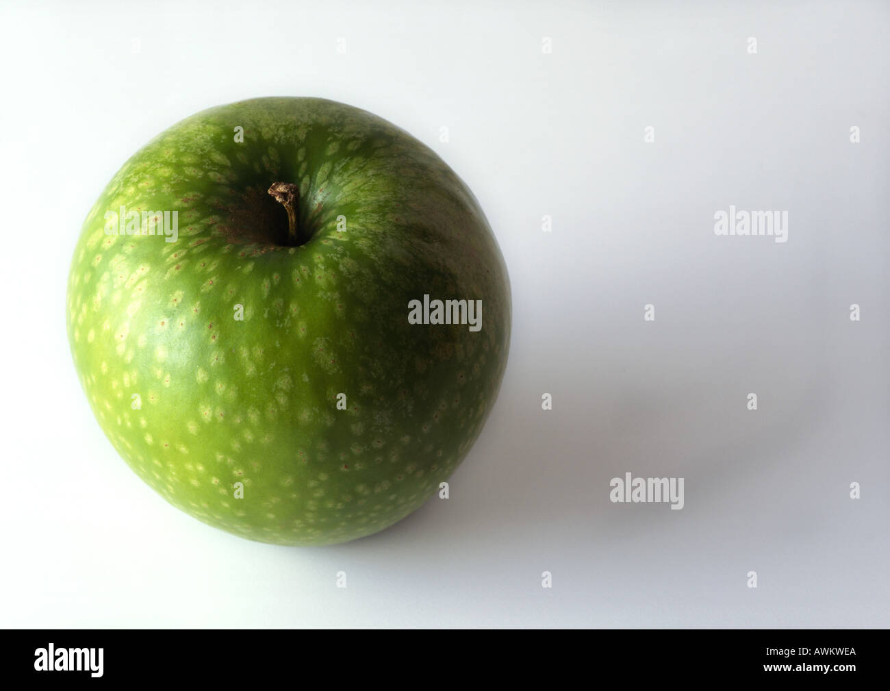 Green apple, overhead view Stock Photo - Alamy
