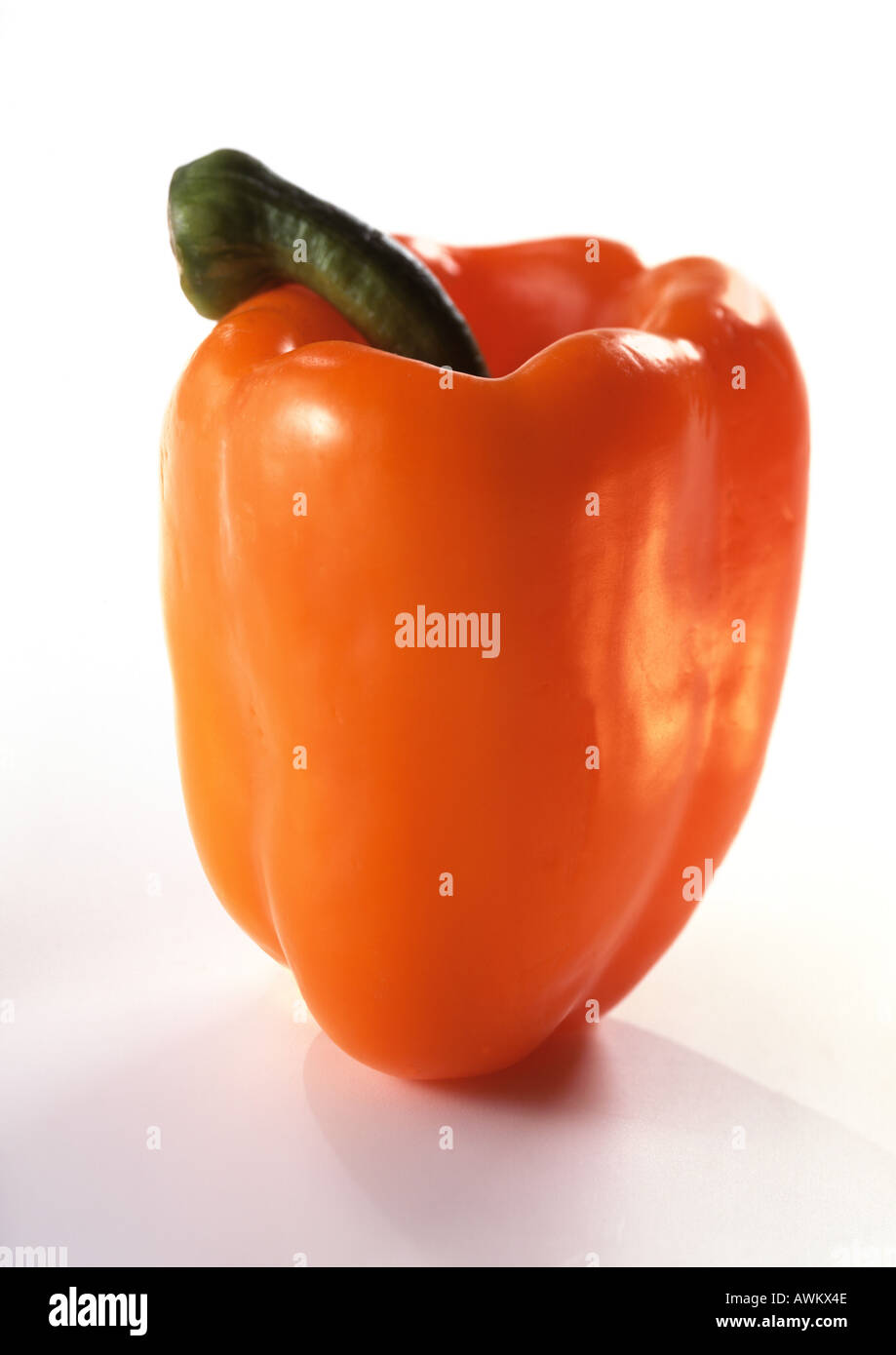 Images of one ripe orange hi-res stock photography and images - Alamy