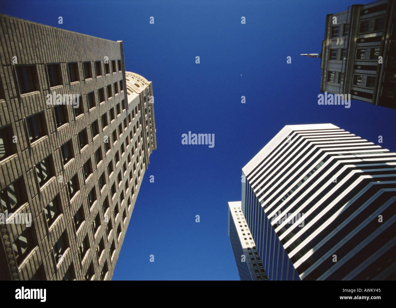 Three buildings viewed from below hi-res stock photography and images ...